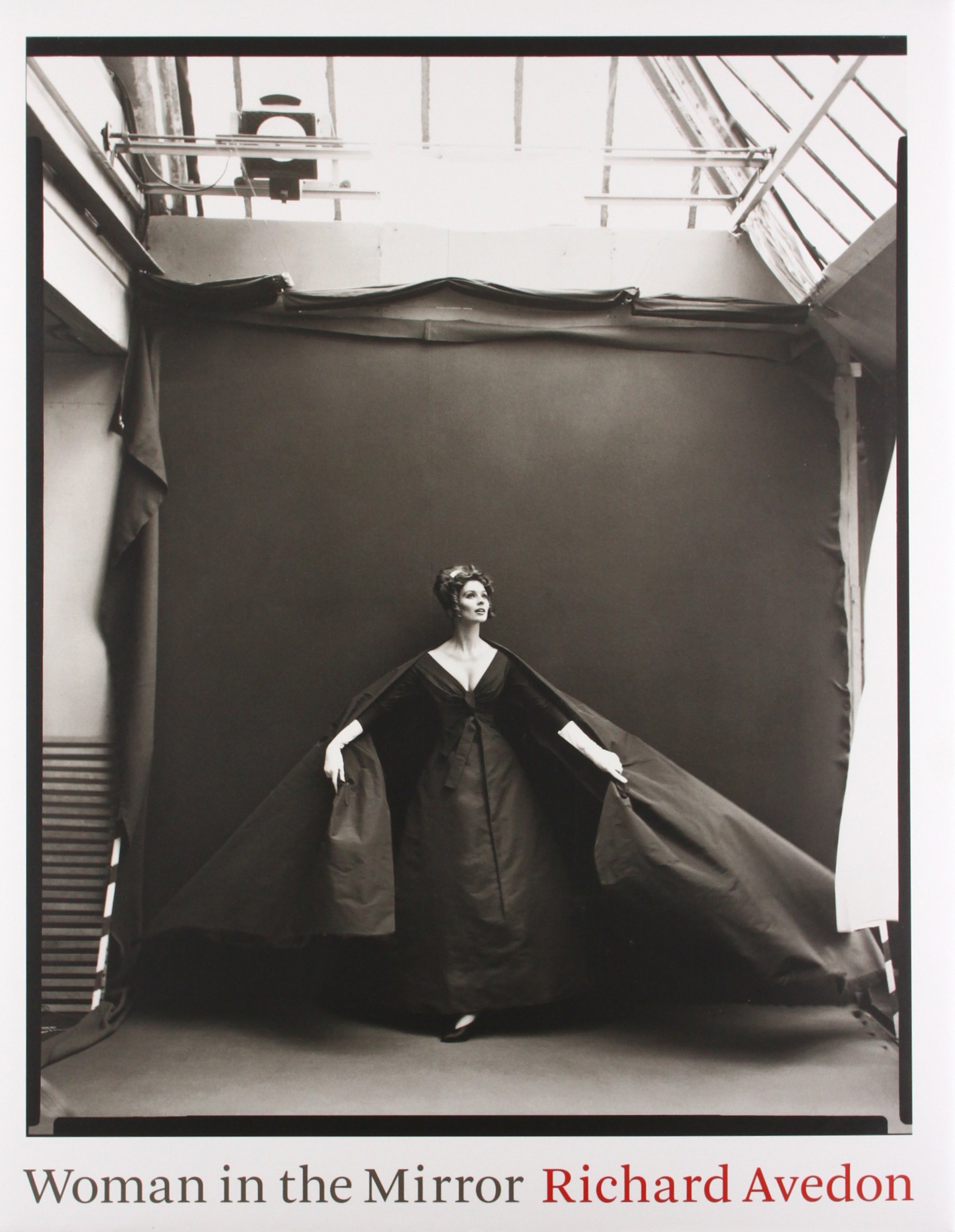woman-in-the-mirror-richard-avedon