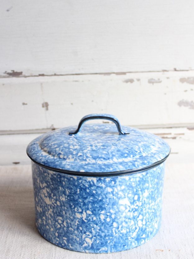 The Best Etsy Shops for Vintage Home Decor