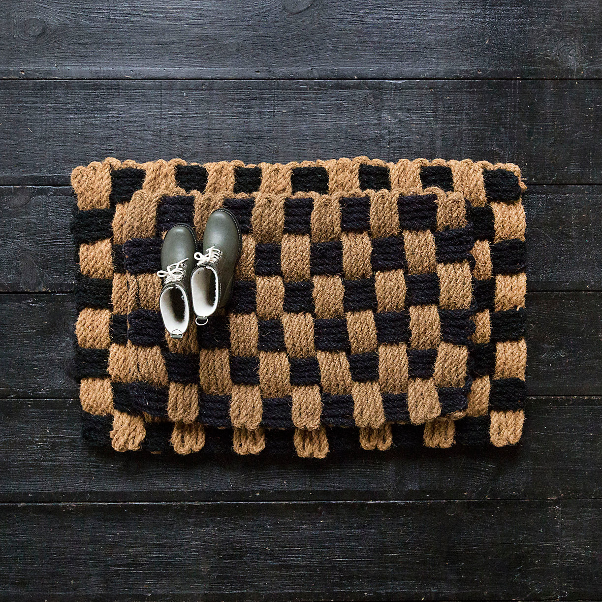 checkerboard-doormat - Katie Considers