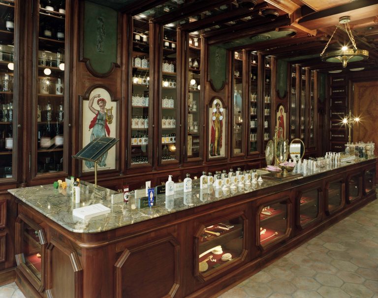 Officine Universelle Buly 1803, Paris