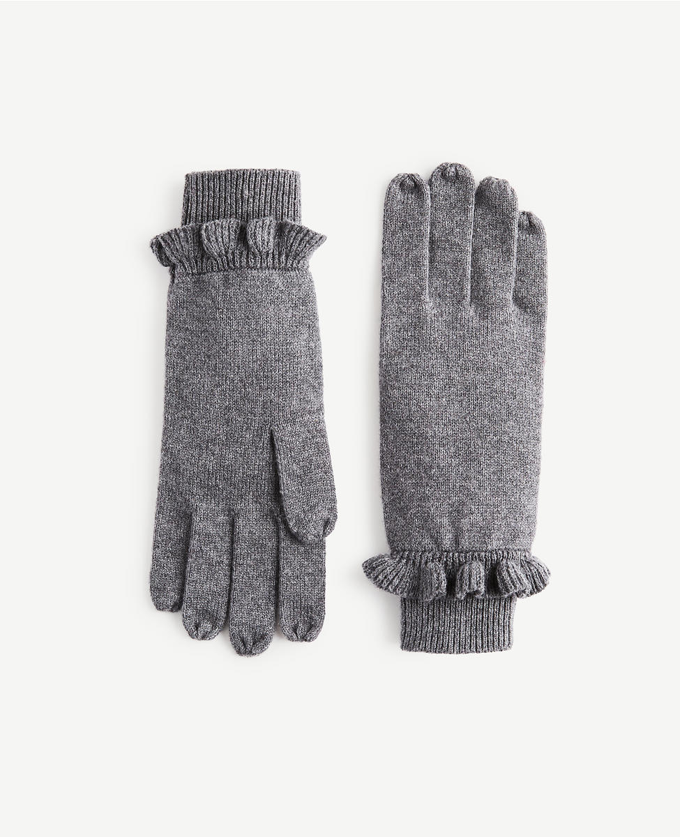 ruffle-cuff-gloves