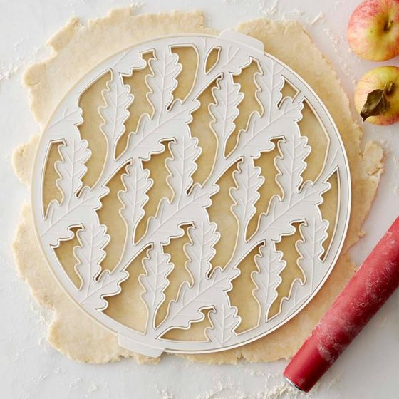 Over 60 Chic Pieces For Your Thanksgiving Table