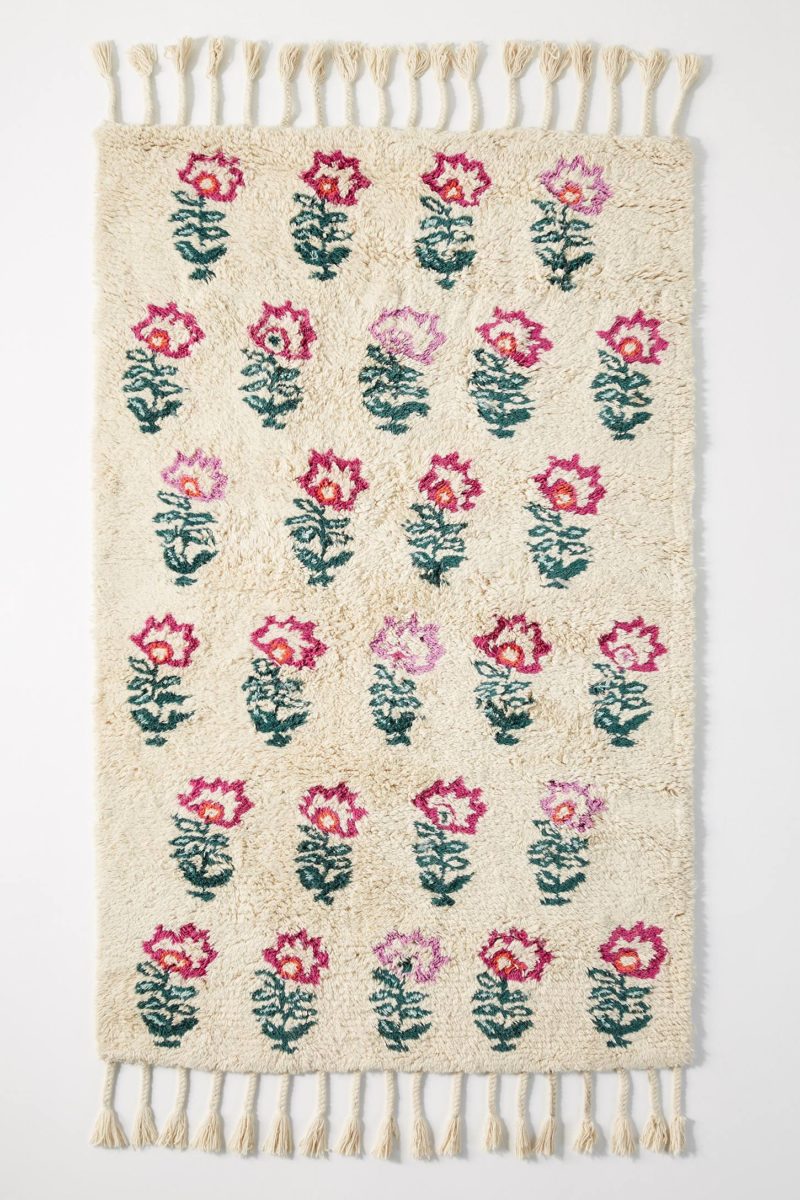 The Daily Hunt: Hand Tufted Floral Rug and more!