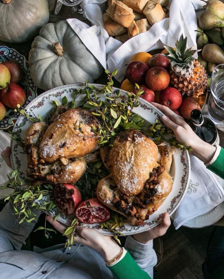 20 Stunning Thanksgiving Table Settings to Inspire